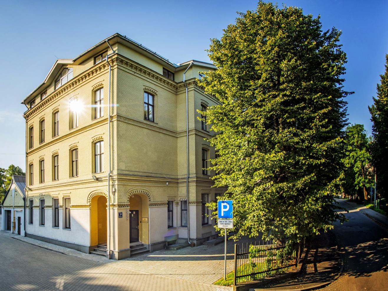 Tiesu Namu Aģentūra